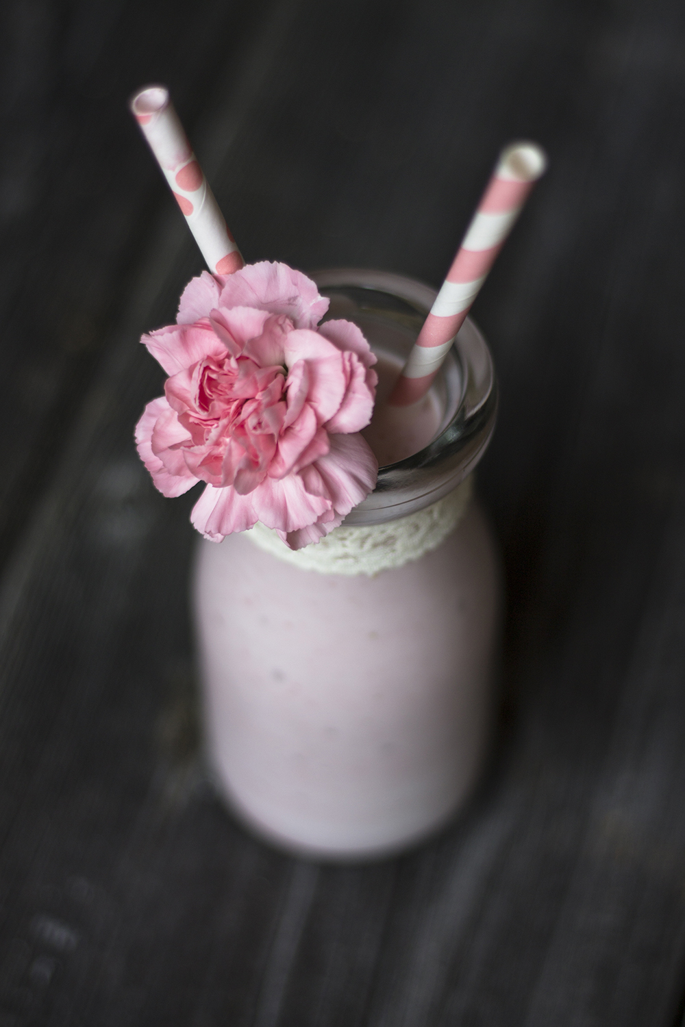 Light Berry Smoothie - Amber Approved