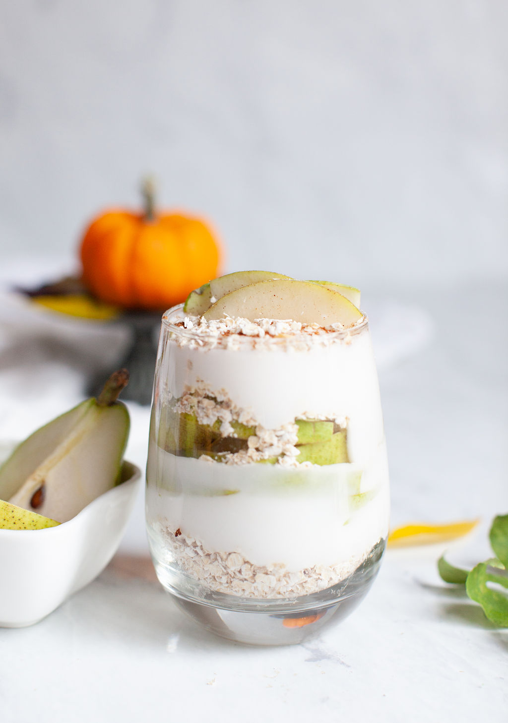 Pear Cinnamon Overnight Oats - Amber Approved